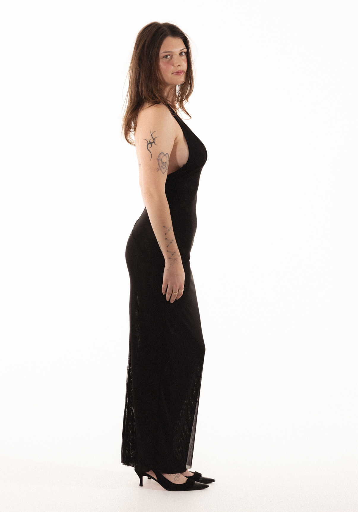Aphrodite Halter Maxi Dress in Midnight Mesh – CAMPBELL&KRAMER